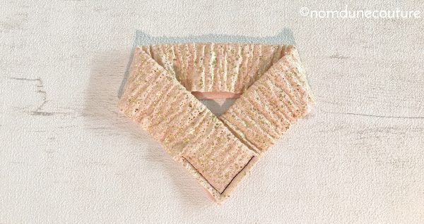 Sweat Courcelles : Comment coudre un col v ? | Nom d'une couture