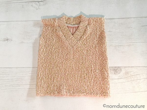 Sweat Courcelles : Comment coudre un col v ? | Nom d'une couture